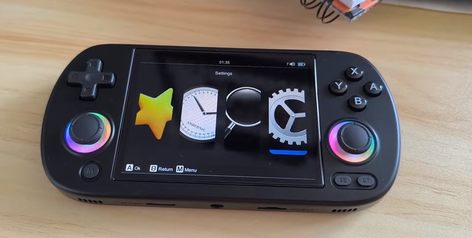 RG40XXH: Anbernics Budget Console With A Huge Screen - Chronik Spartan